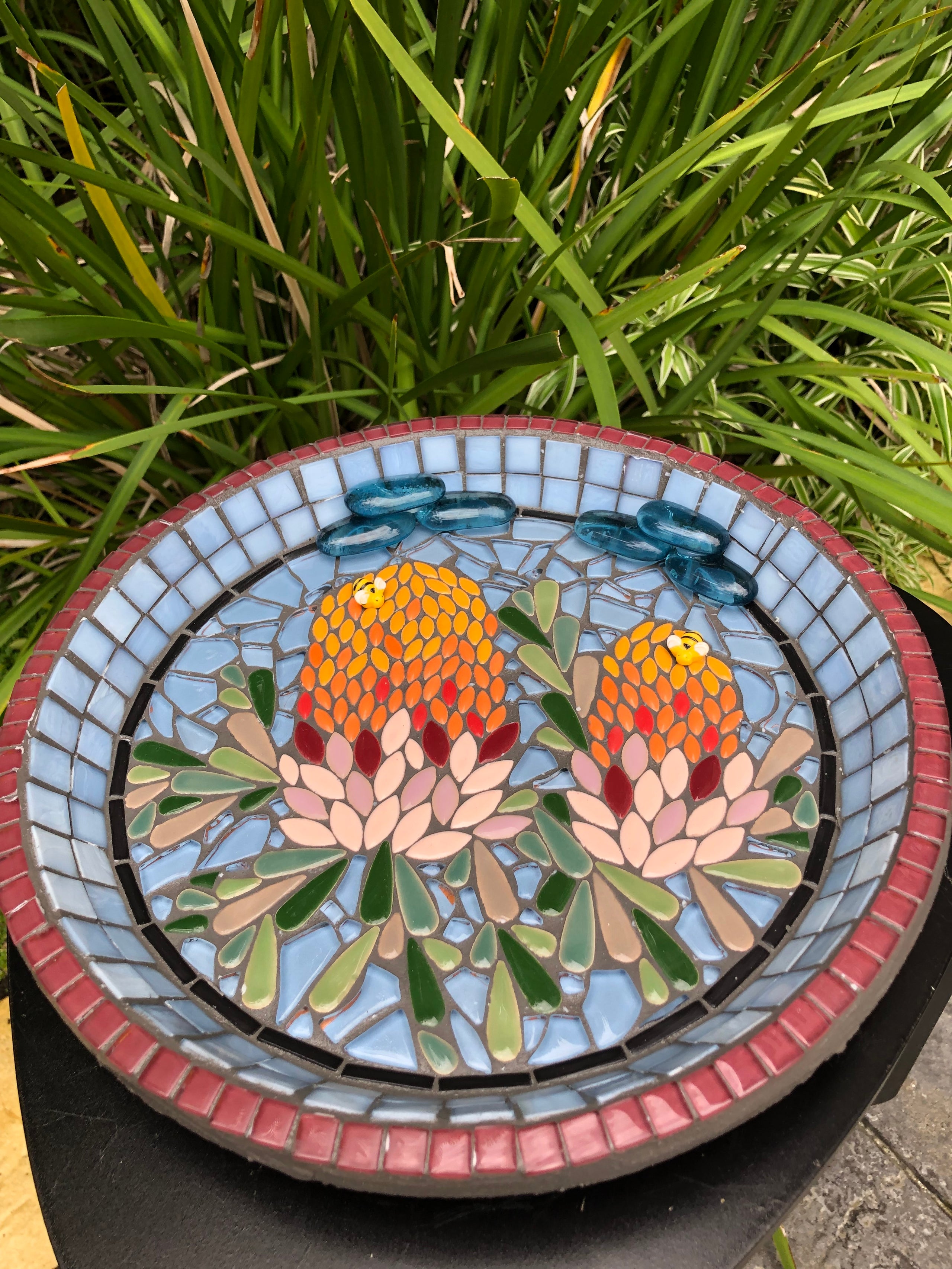 Kit - Banksia Bee Bath | Perth Mosaic